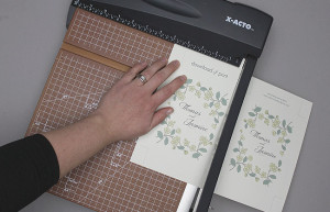 DIY Hanging Wedding Invitation Booklet Tutorial